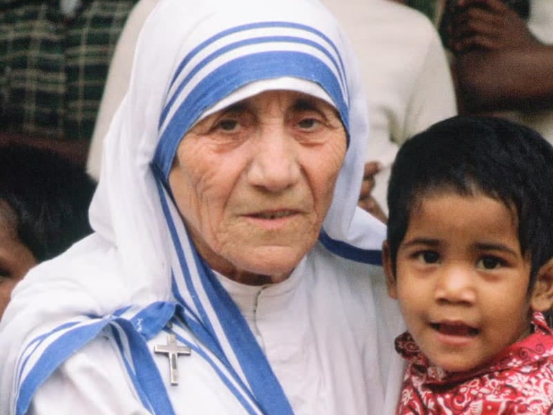 7 Insights from Mother Teresa on Being Merciful | Lessons from Mother ...