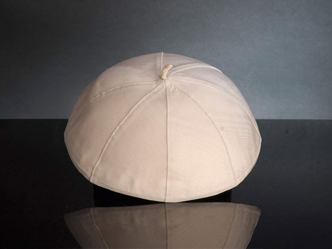 The Pope's Clothes, and What They Mean | Religious Clothing ...