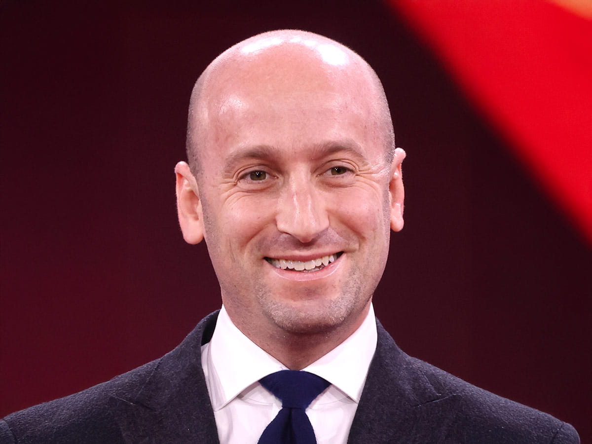 What religion is Stephen Miller? - Beliefnet